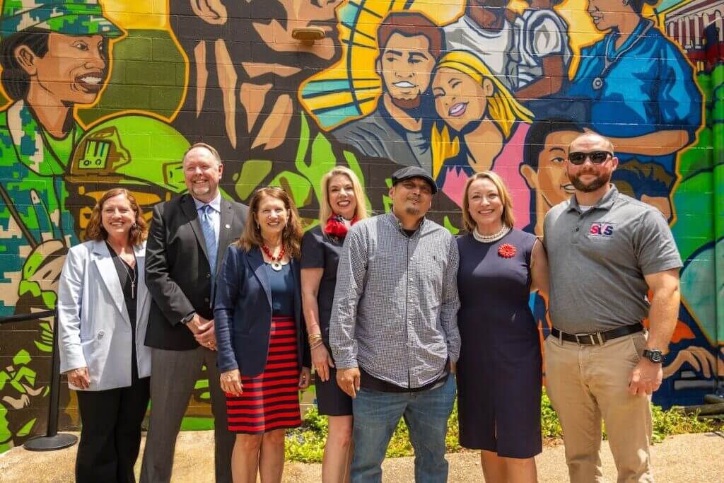 Shenandoah University, Navy Federal Unveil New Mural That Honors ...